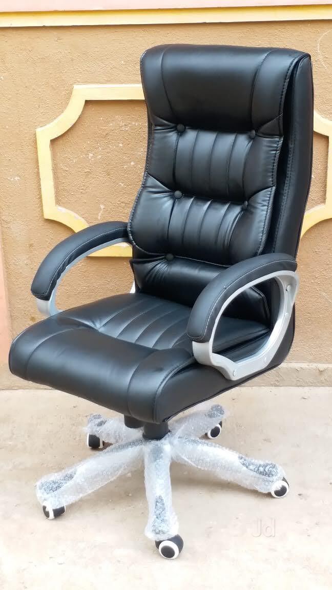 Office Chair - Revolving Chair Latest Price, Computer Chair Dealers ...