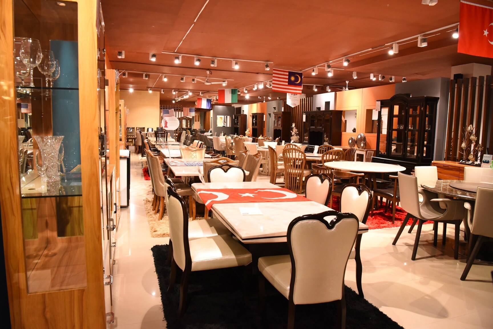 Royal oak yelahanka store