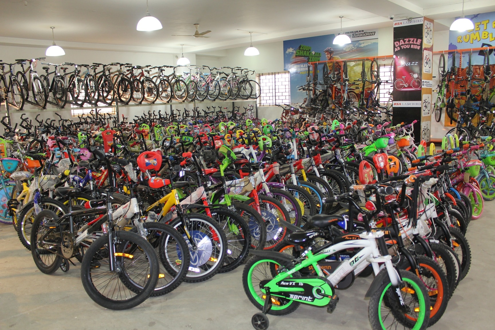 Cycle world electronic city store