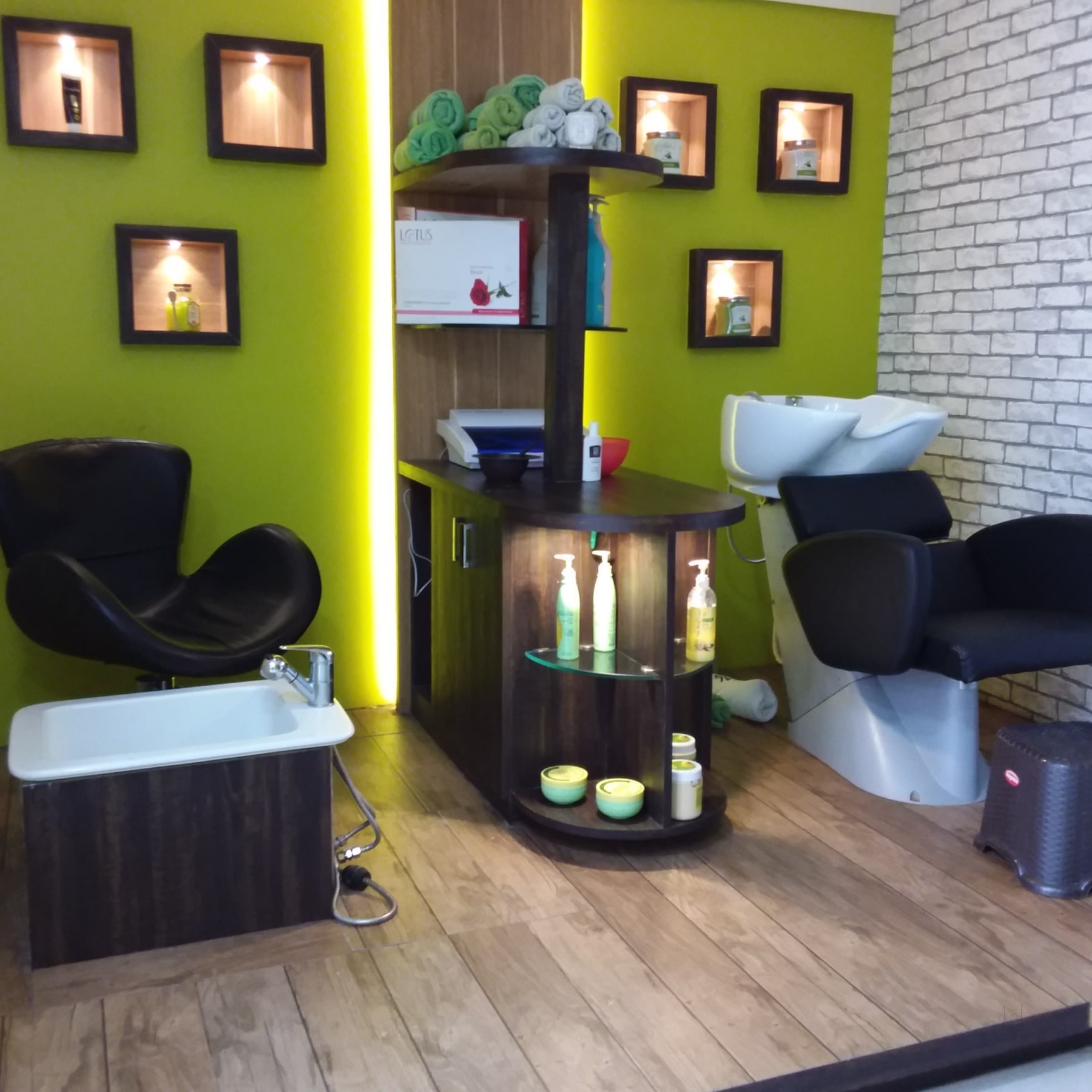 Top Salons in Papaiah Layout, Bangalore - Best Beauty Salon near me ...