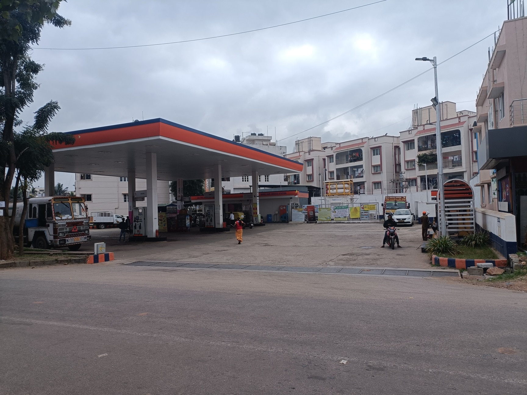 Top CNG Stations near Bangalore - Best CNG Gas Filling Station near me ...