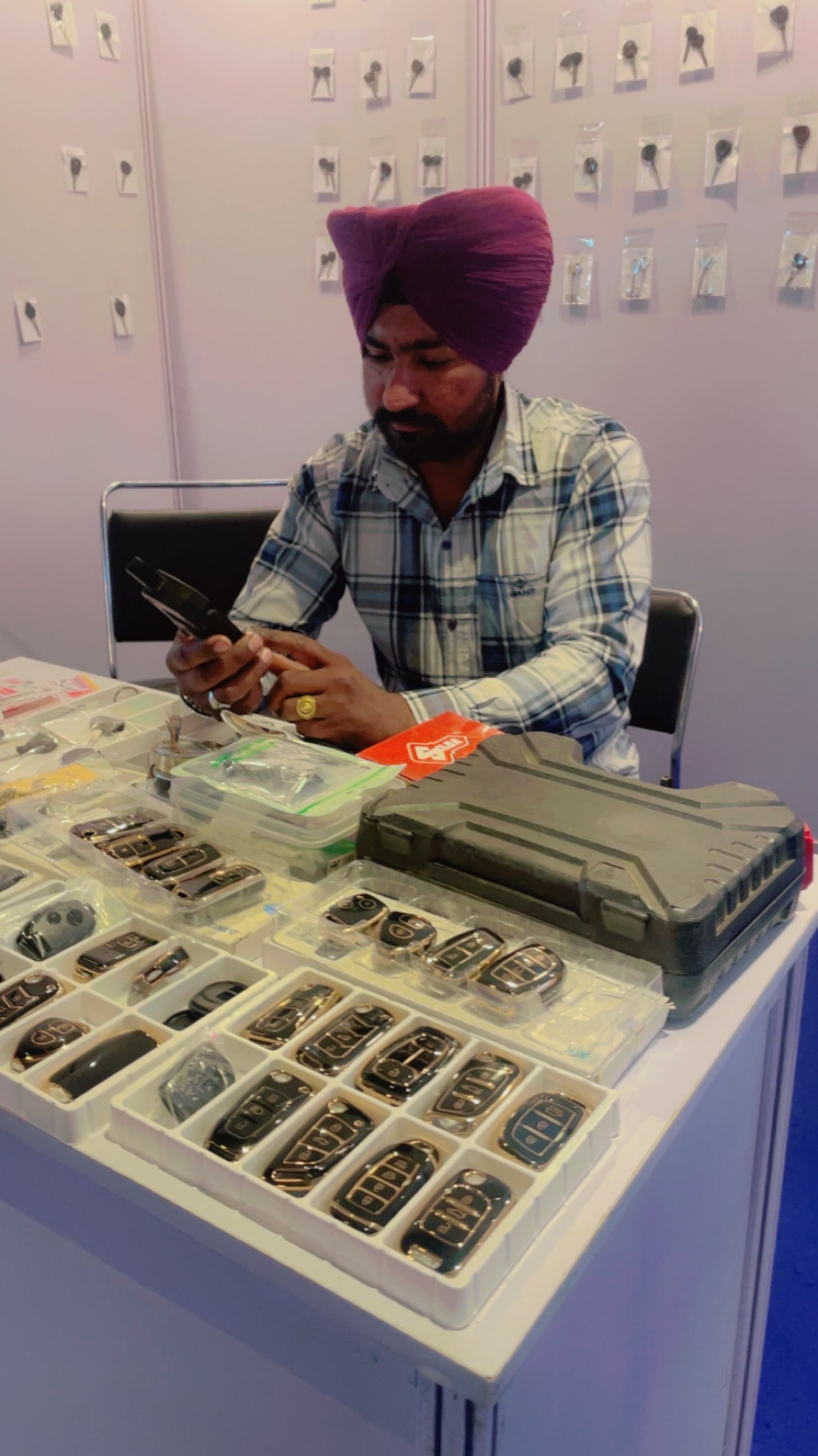 Top 24 Hours Duplicate Key Makers near Ayur Clinic Sunny Enclave - Best ...