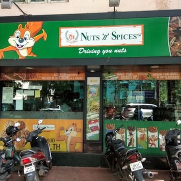 Nuts and spices near me store
