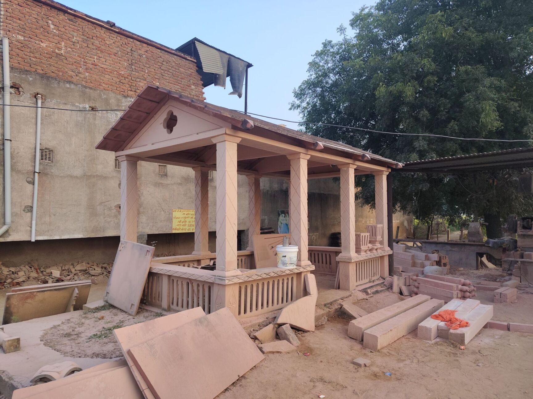 J.P. Stone Articals in Sikandra, Dausa - Best Sandstone Jali Dealers in ...