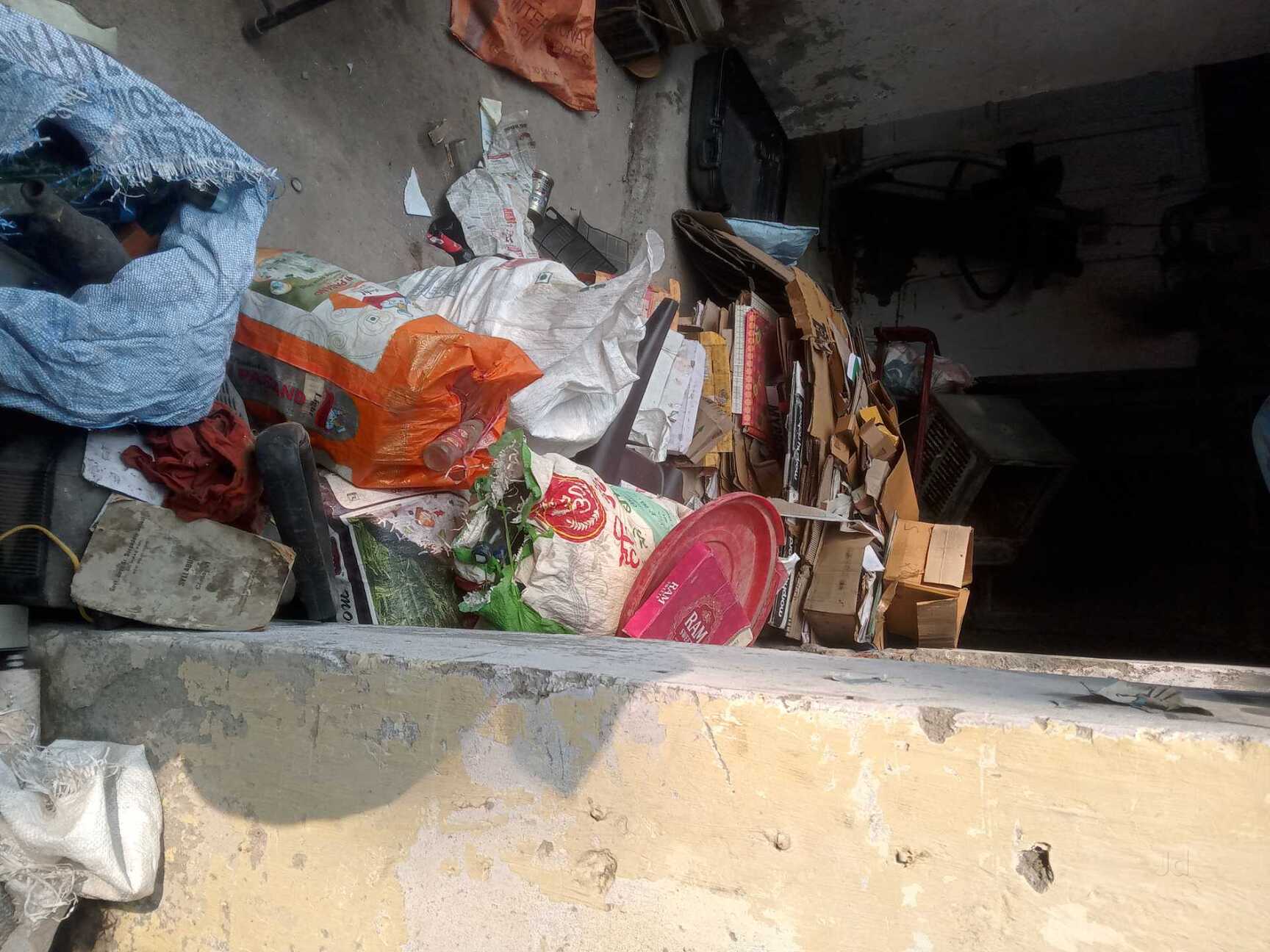 Shahzad Malik Scrap Shop in Sri Niwaspuri, Delhi - Best Scrap Buyers in ...