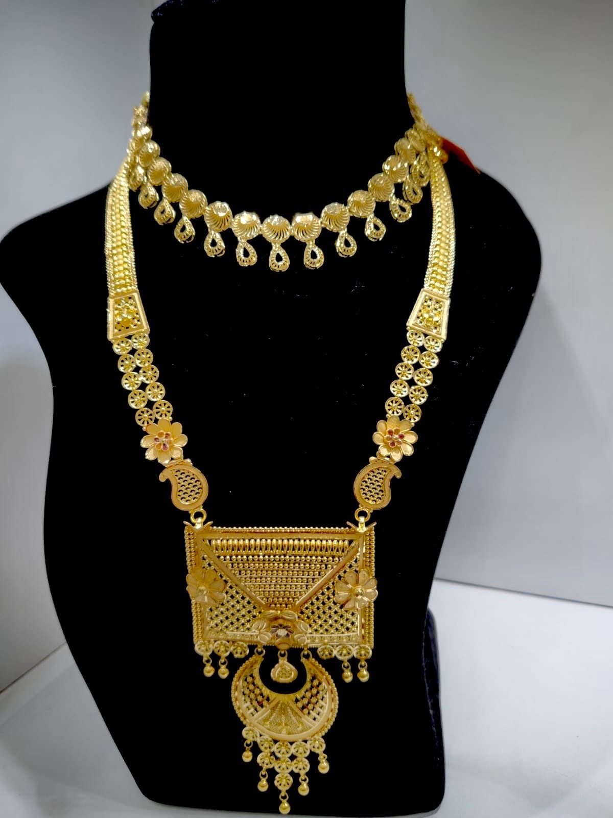 Bhalla jewellers yamuna vihar store
