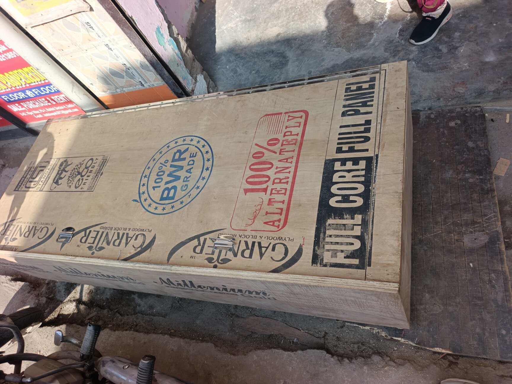 Top Carpentry Contractors near Premier Eye Care Rohini Sector 1 - Best ...