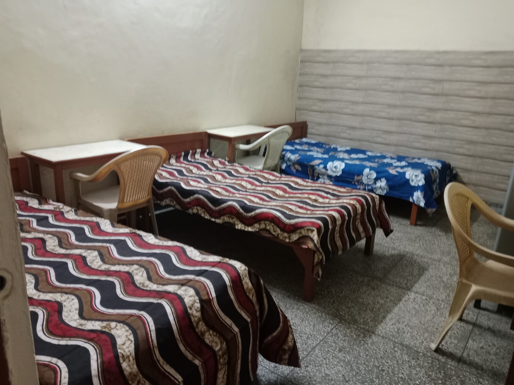 List of Top PG For Boys in Delhi - Best PG Rooms For Mens - Justdial