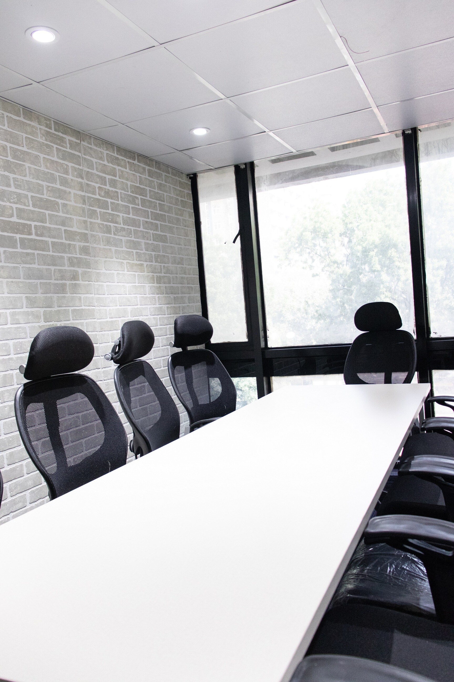 Just Desk Spaces in Connaught Place, Delhi - Best Offices On Rent in ...