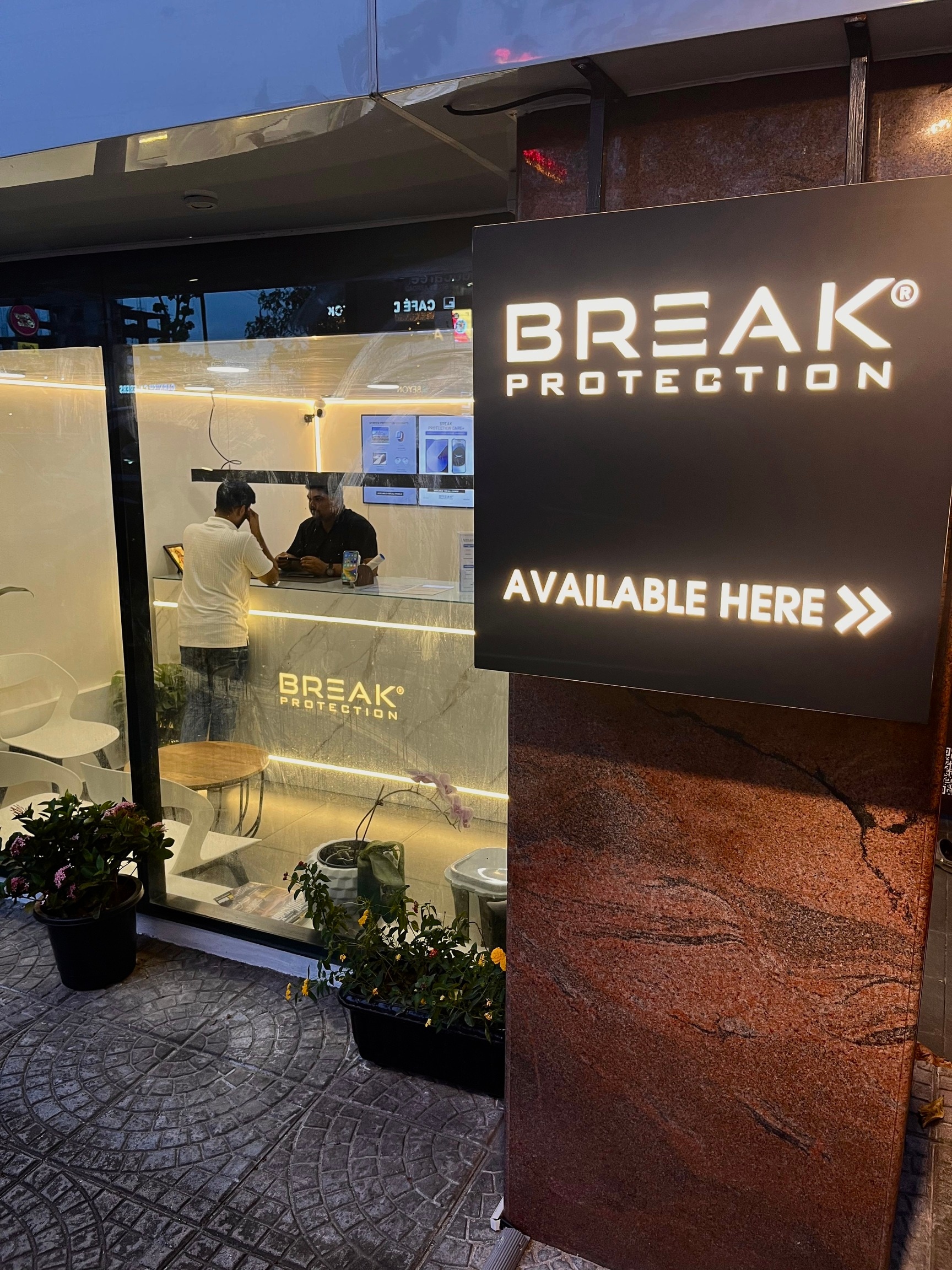 Break Protection in Padivattom, Ernakulam - Best Mobile Phone Display ...