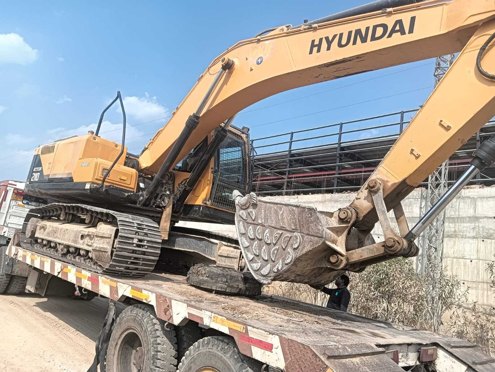 Hawthorn Earthmover in Lingampally, Hyderabad - Best Earthmover Dealers ...