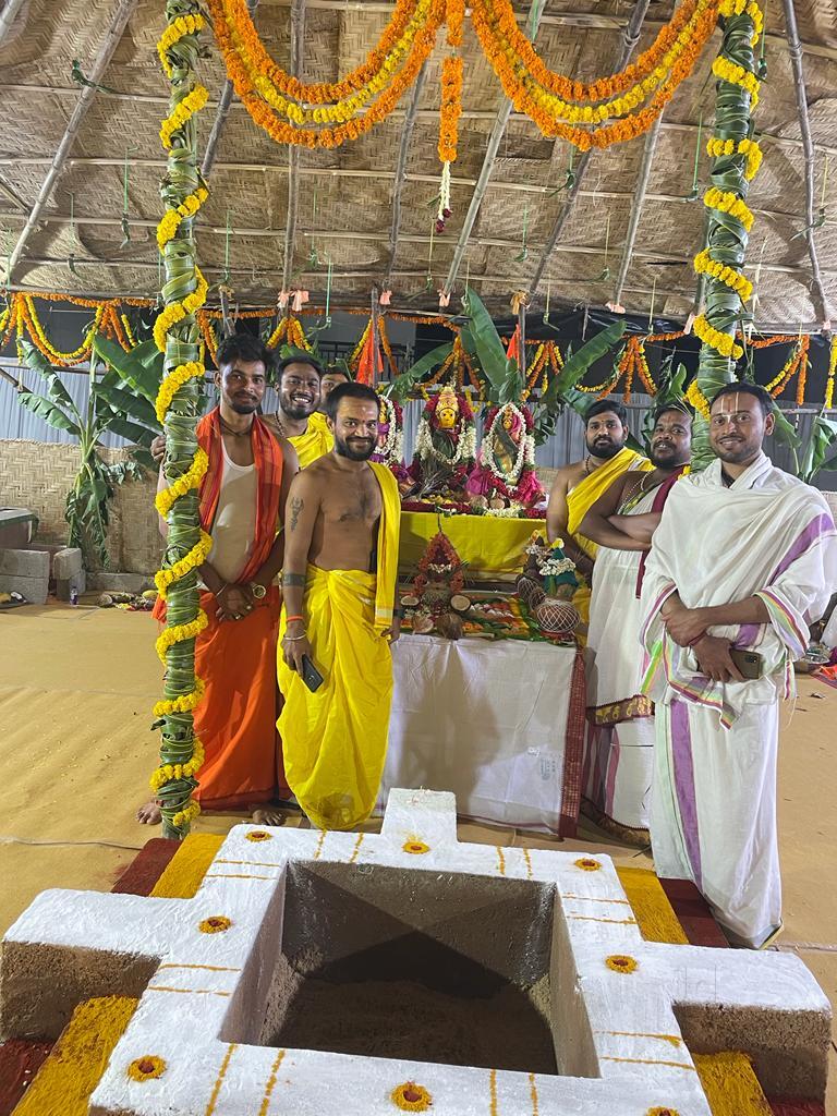 Top Pandits For Havan For Sade Sati Puja near Tooth Gums Dental Clinic ...