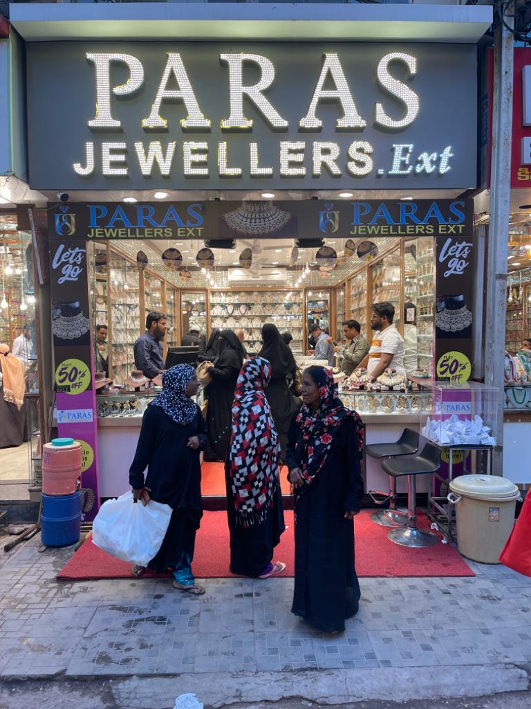 Paras jewellers online shopping store