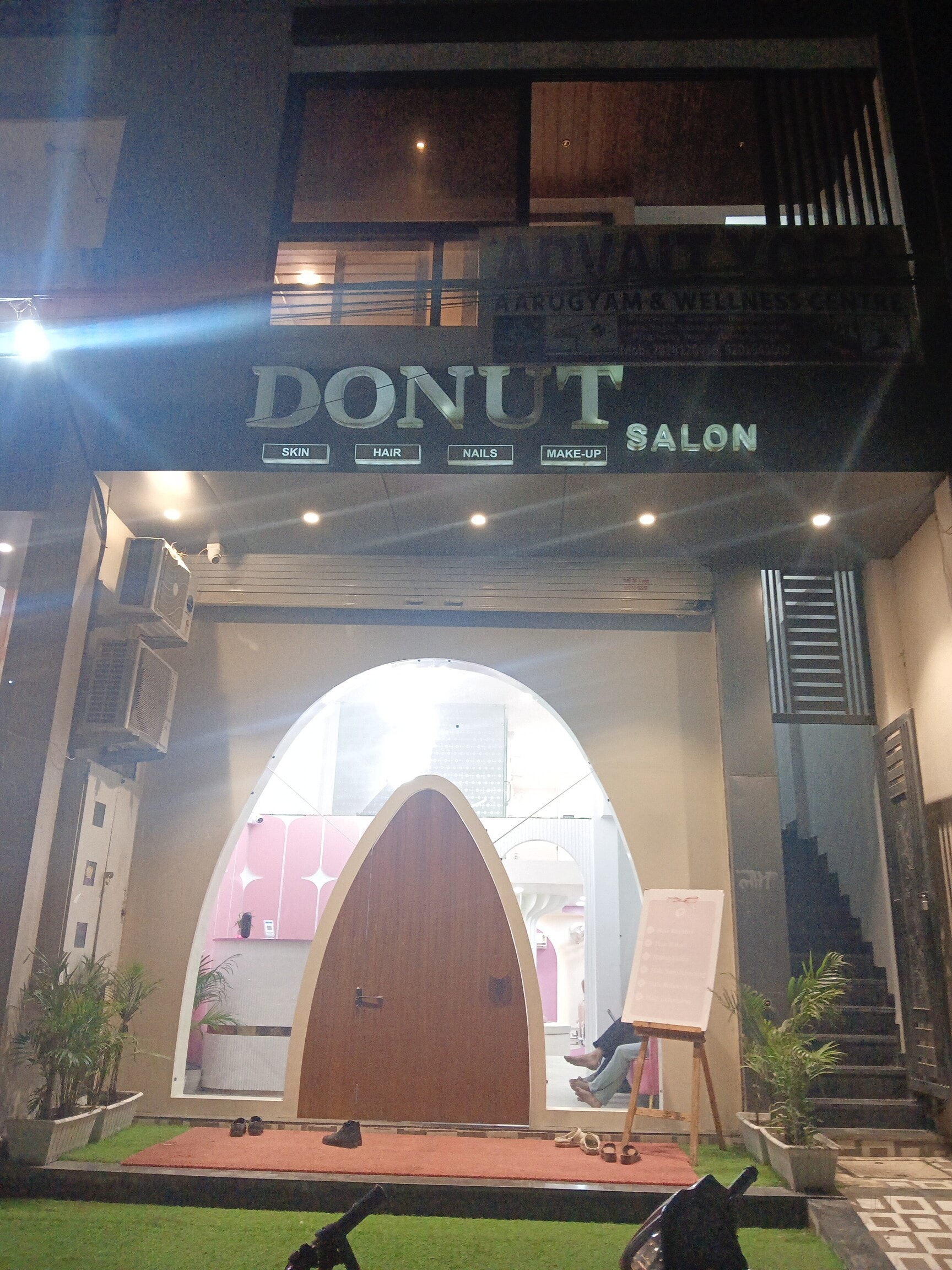 Top Beauty Parlour Classes near Indore Cancer Foundation Anand Bazaar ...
