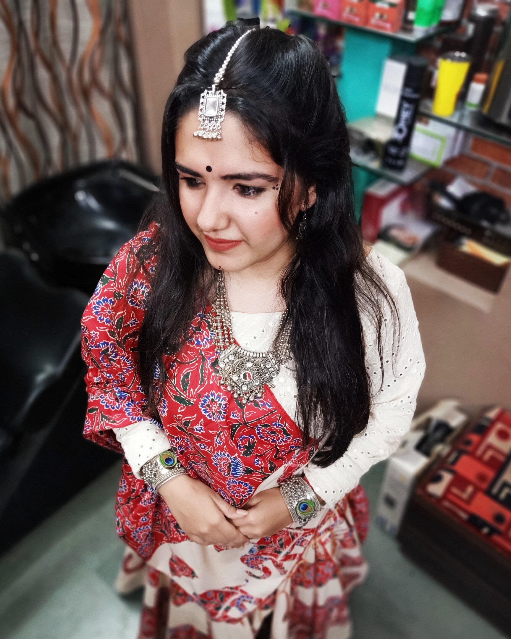 Top Beauty Parlours near Indian School Pwd Road - Best Ladies Beauty ...