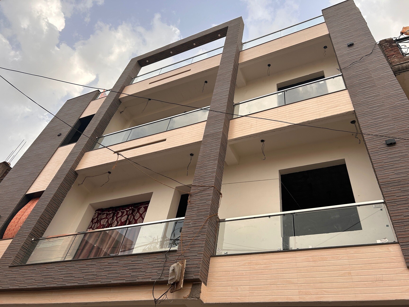 Plain Powder Coated Aluminium Partition Door in Kanpur at ₹ 150 - ₹ 250 ...