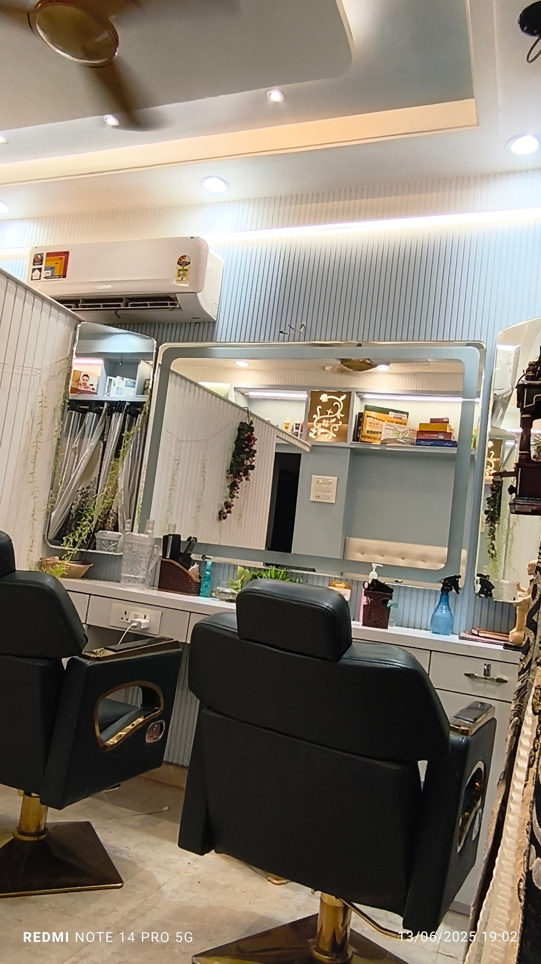 Top Beauty Parlours in Mainpuri - Best Ladies Beauty Parlours near me ...