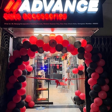 Advance car accessories store