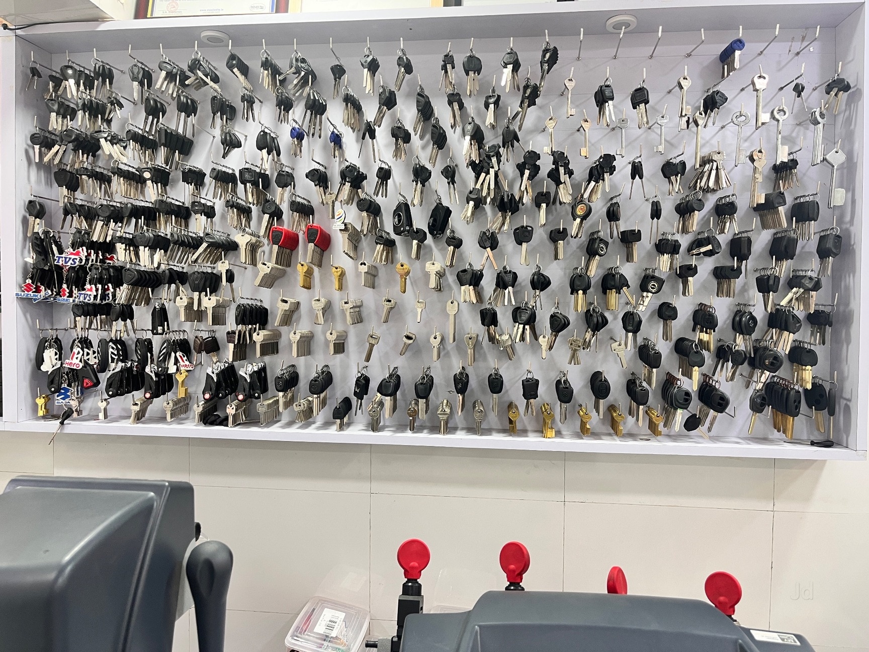 raza key maker in Nalasopara West,Palghar - Best Duplicate Key Makers ...