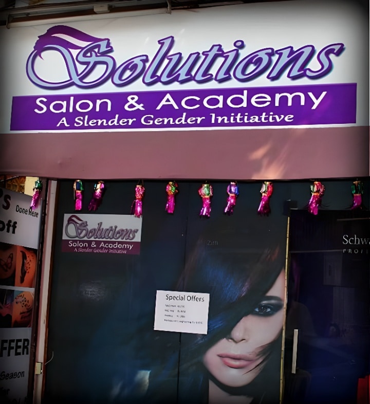 Top Beauty Parlour Classes For Nail Art in Chhatrapati Shivaji Marg ...