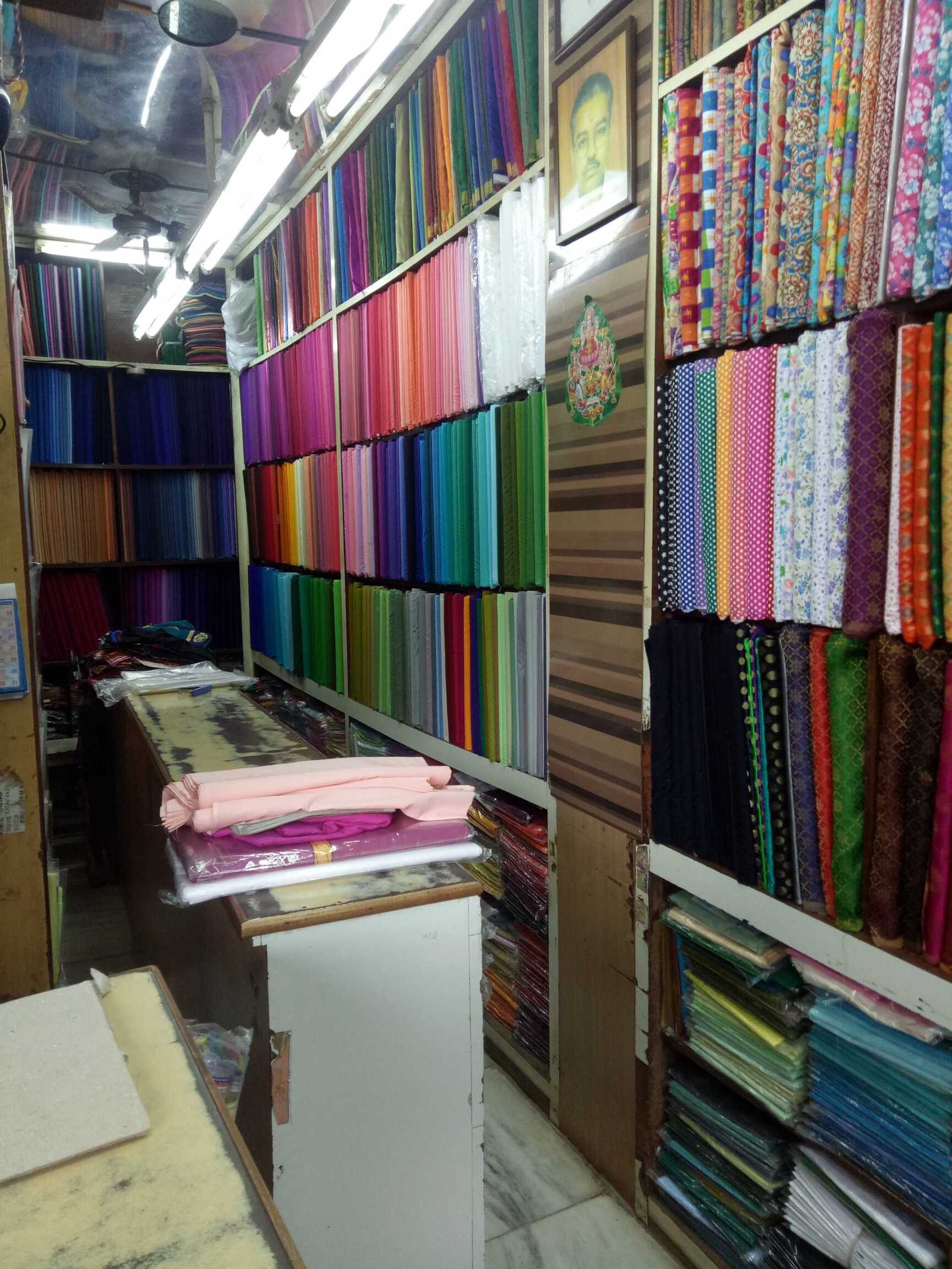 Ladies Corner in Andheri West, Mumbai - Best Women Kurti Wholesalers in ...