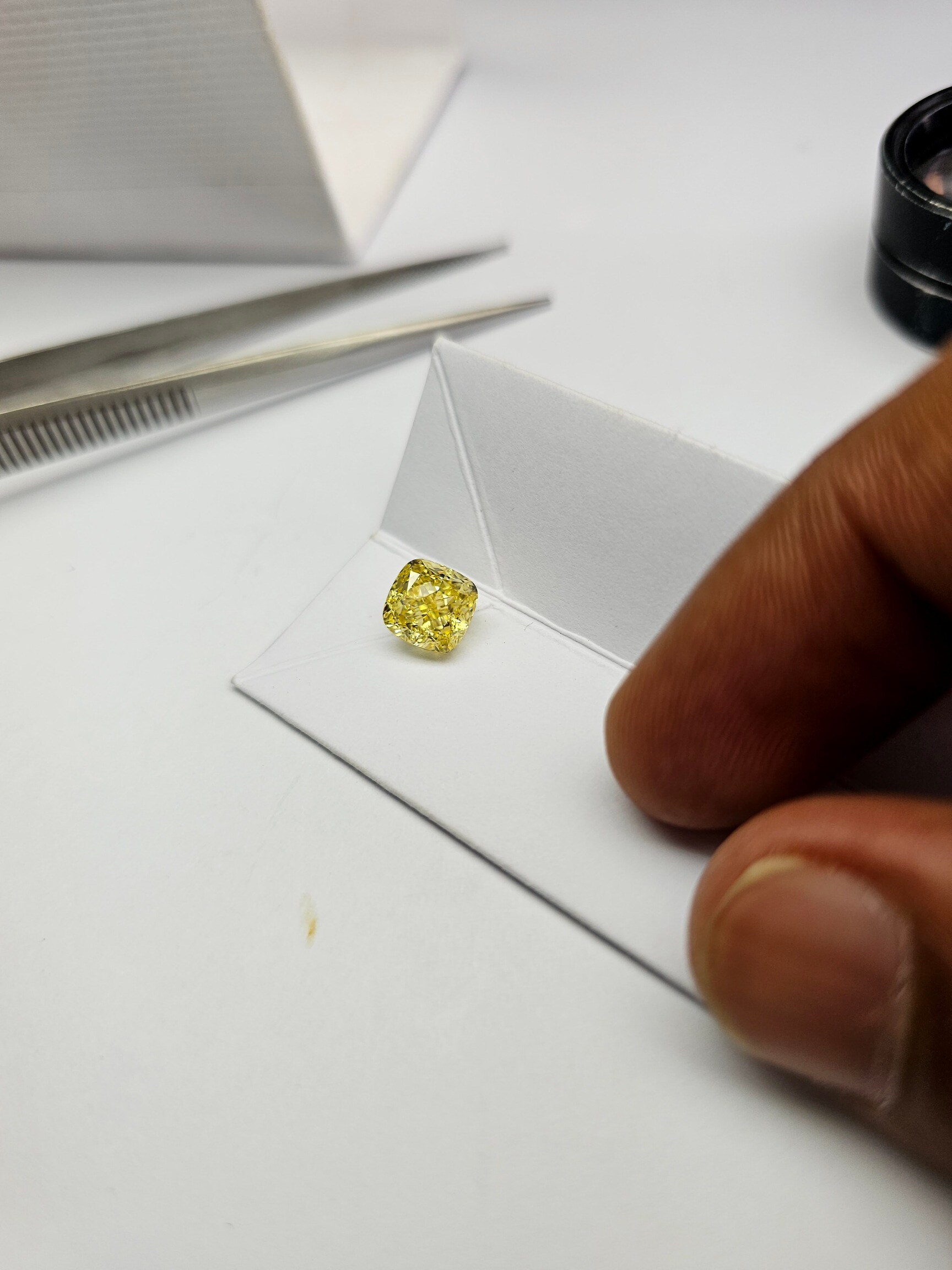 Maitri Diamond in Bandra East, Mumbai - Best Diamond Merchants in ...