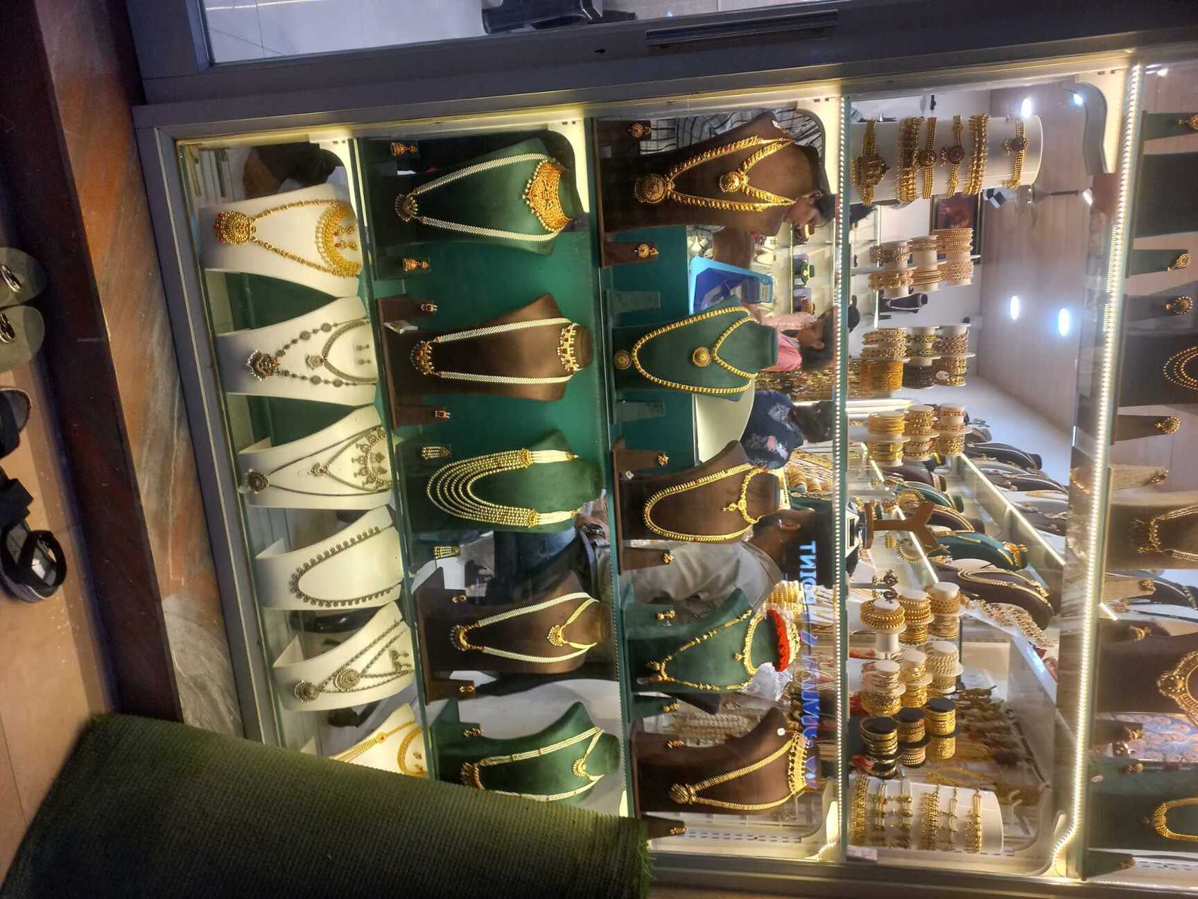 Aarav art jewellery manufacturers store