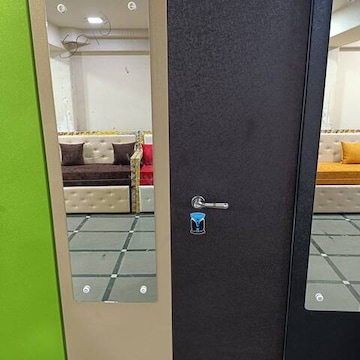 Samrat almirah store