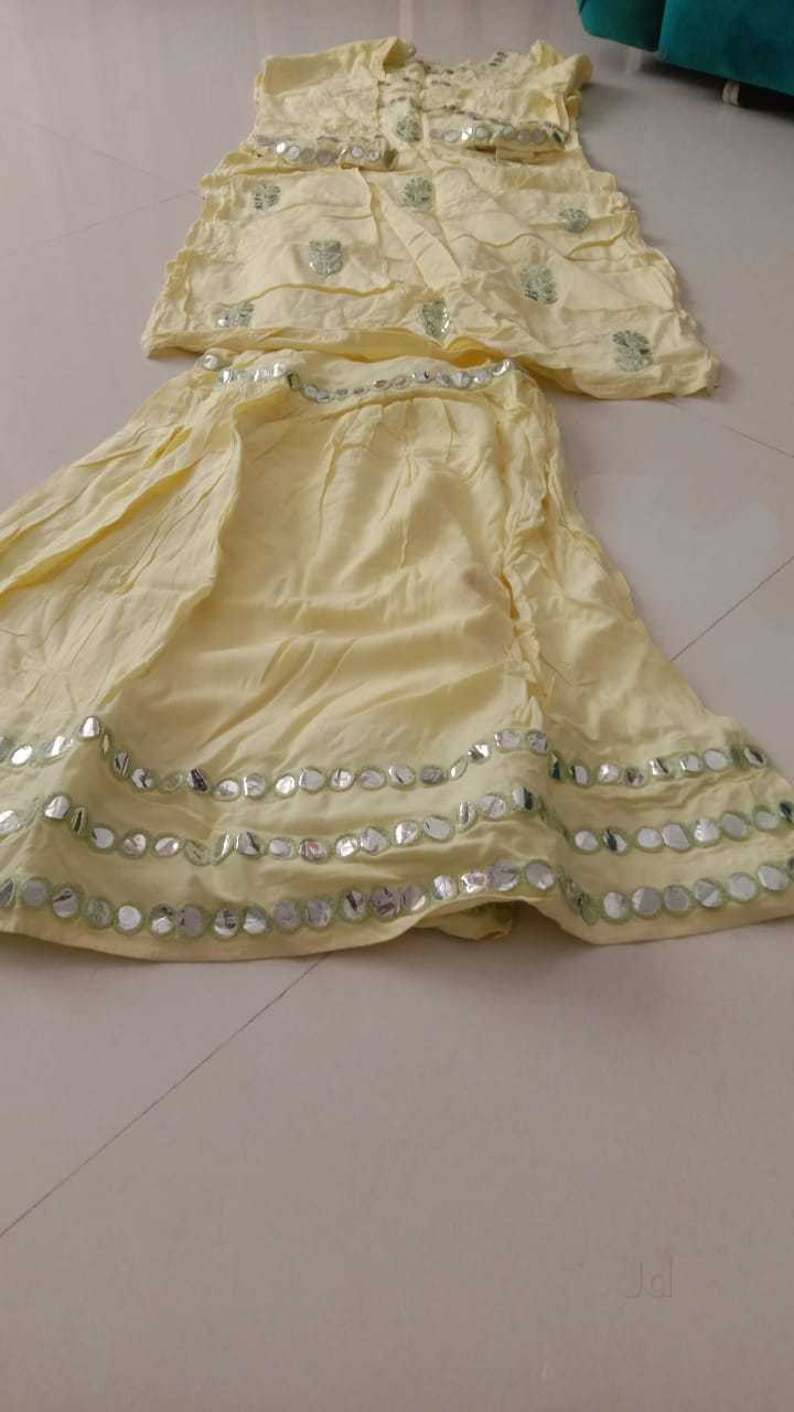 Trisha Old Clothes in Kandivali West, Mumbai - Best Second Hand Cloth ...