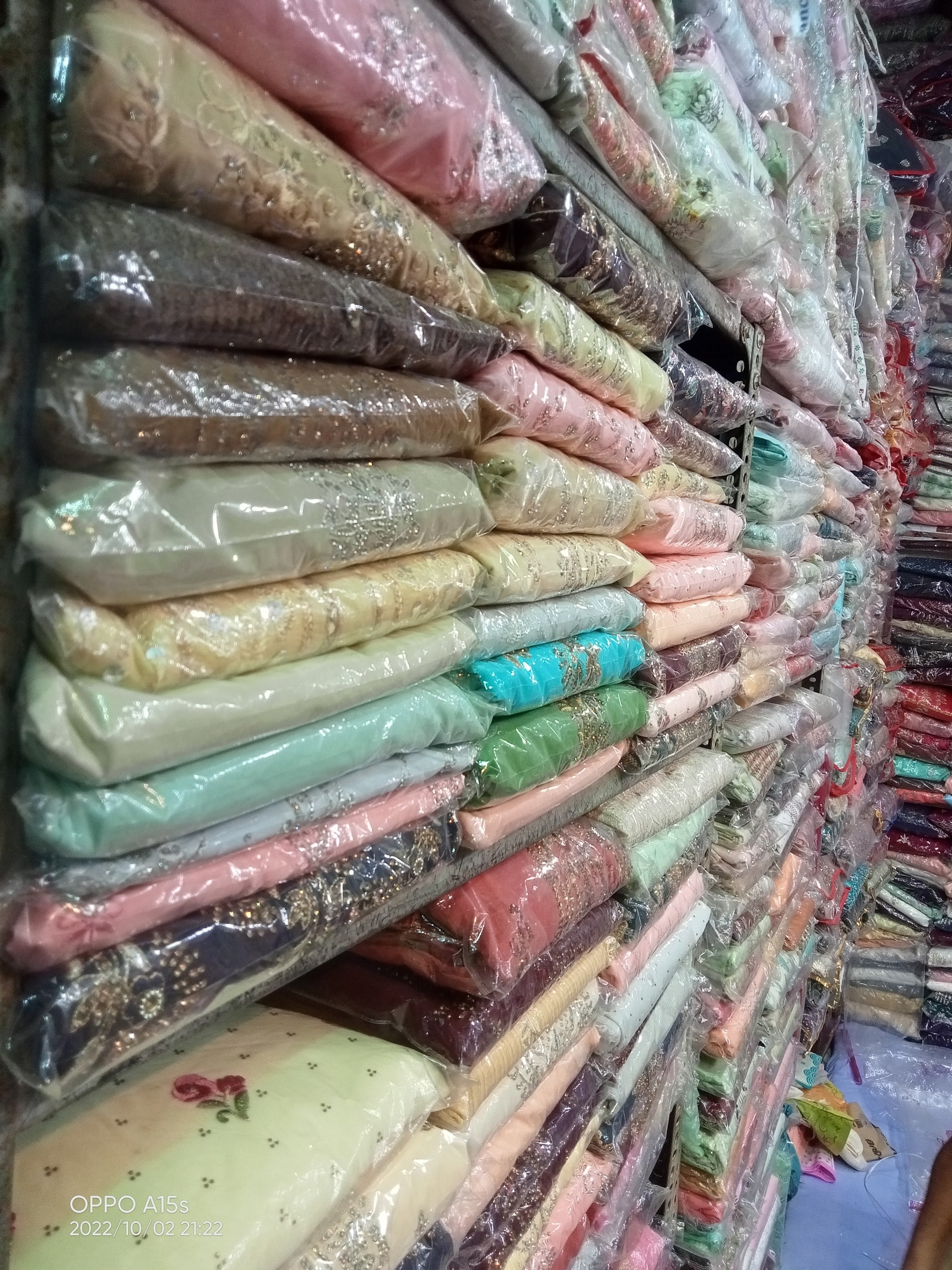 Catalogue - M.D.Cloth Stores in Hansapuri , Nagpur - Justdial