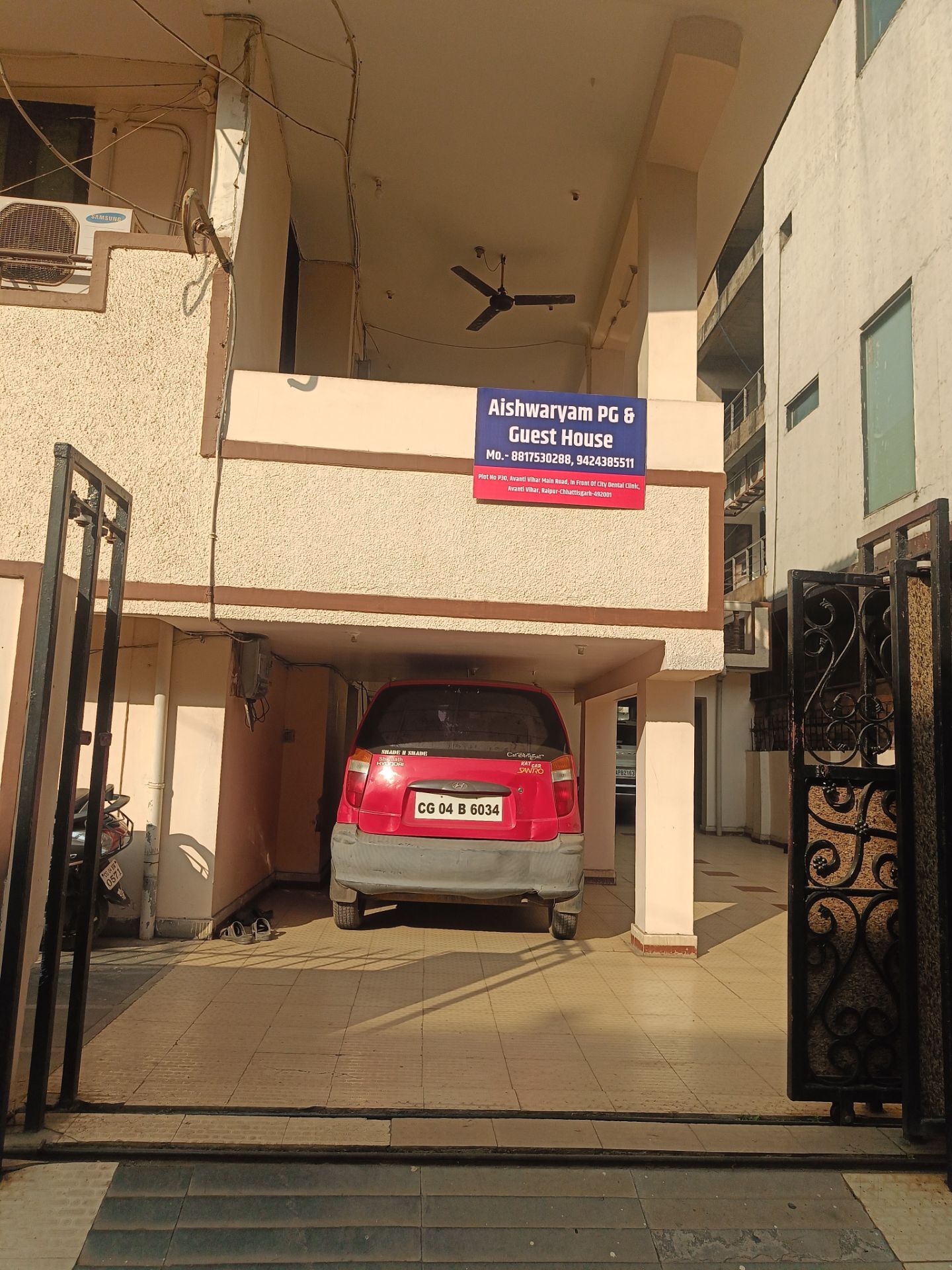 List of Top PG For Boys near New Raipura Hospital Raipura - Best PG ...