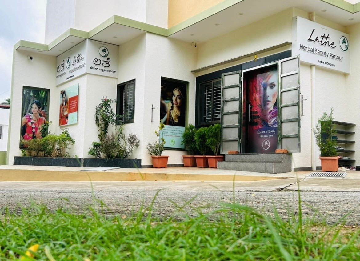 Top Beauty Parlours in Malavagoppa - Best Ladies Beauty Parlours near ...