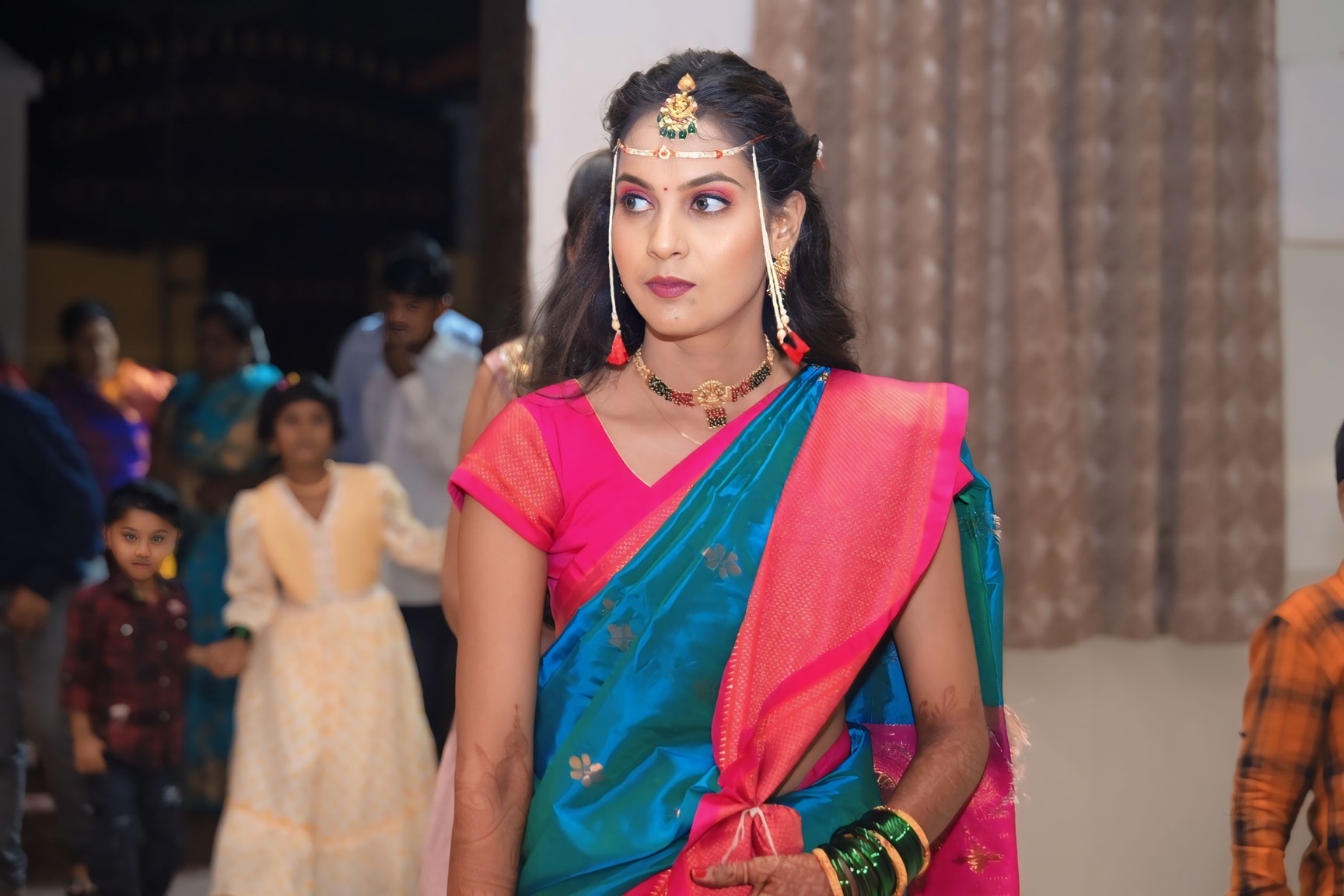 Top Women Beauty Parlours in Ankoli - Best Ladies Beauty Parlors ...