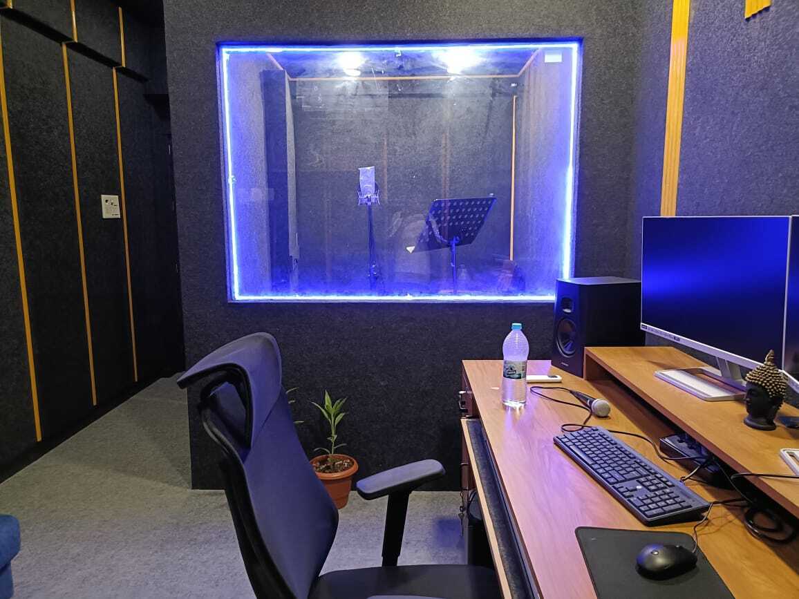 Elysian Musical Studio in Vesu, Surat - Best Recording Studios in Surat ...