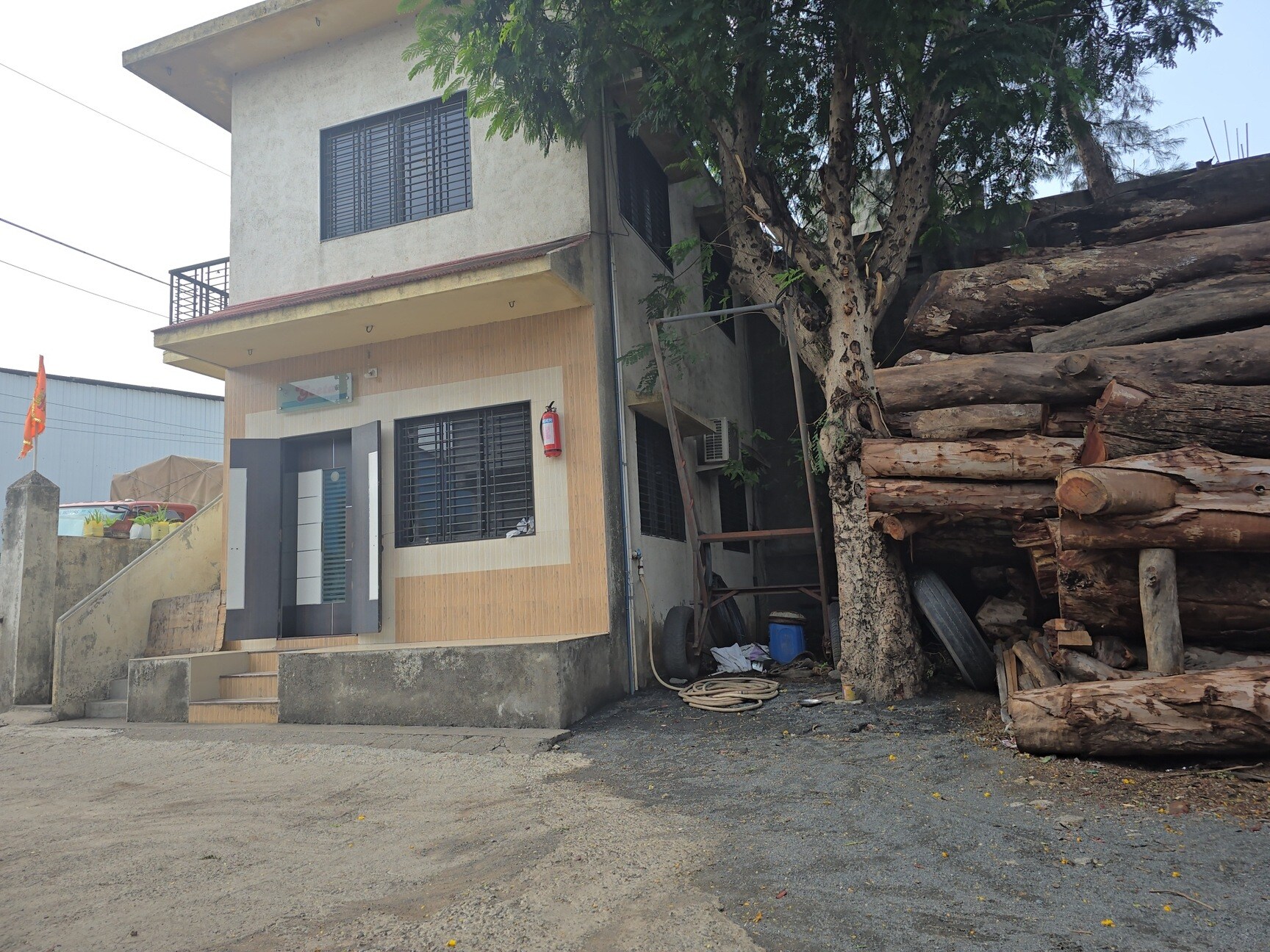 SHREE GEETA TIMBERS in Vanz, Surat - Best Timber Dealers in Surat ...