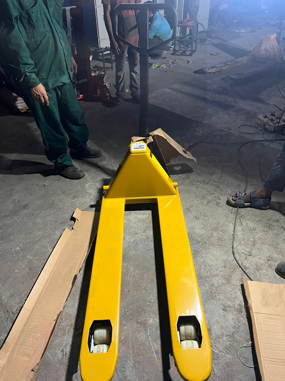 V-Lift Material Handling Solution in Themghar, Bhiwandi - Best Material ...