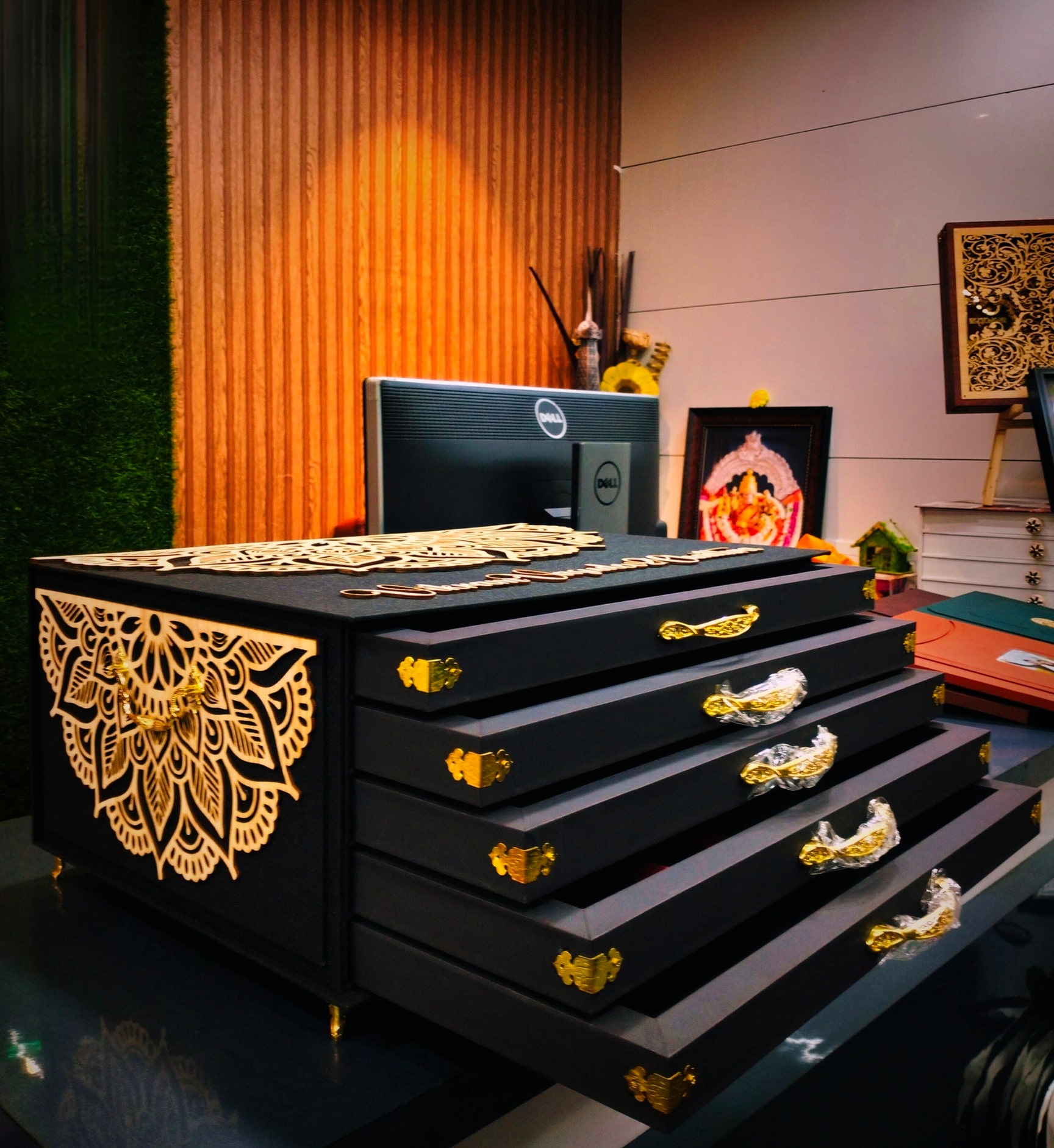 Wedding album pads &box in Chiyyaram, Thrissur - Best Album Bag ...
